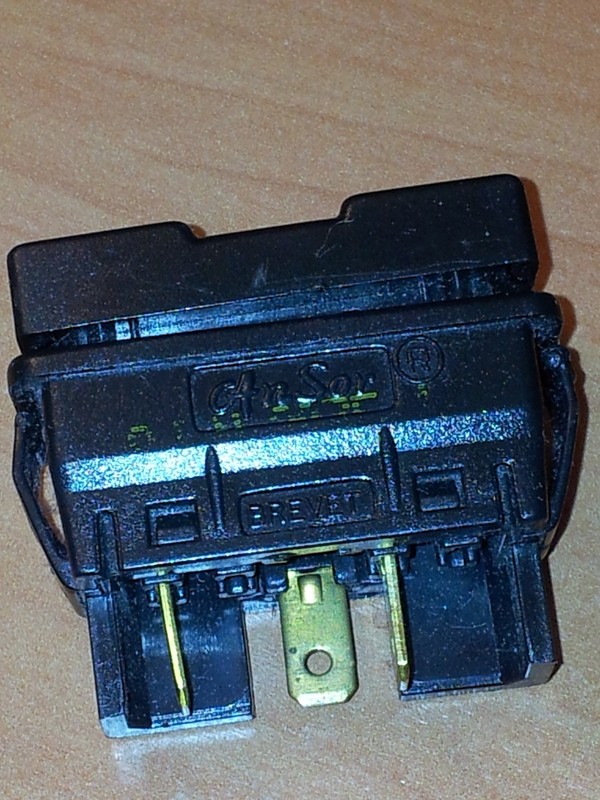 Schalter gesucht! - Wohnmobil Forum Seite 1